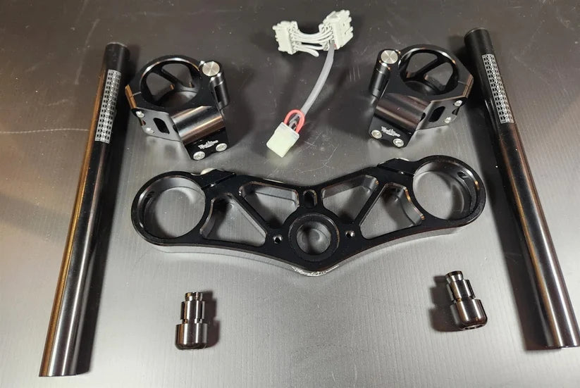 TOP TRIPLE TREE KIT HAYABUSA 13-20 BLACK VTTKITBUSAL3* – Hard Times Parts